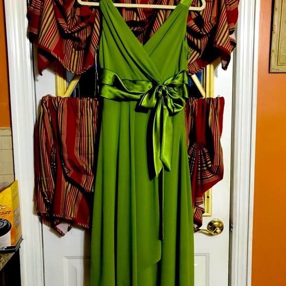 Evan Picone | Dresses | Green Prom Dress Cocktail | Poshmark